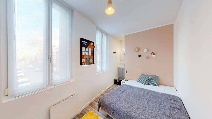 Appartement à louer - Saint Clément-Jardin des Plantes-Grammont, Rouen - 1 pièce