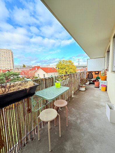 Appartement à louer - Nanterre, Vieux Pont - 2 pièces - 1 chambre