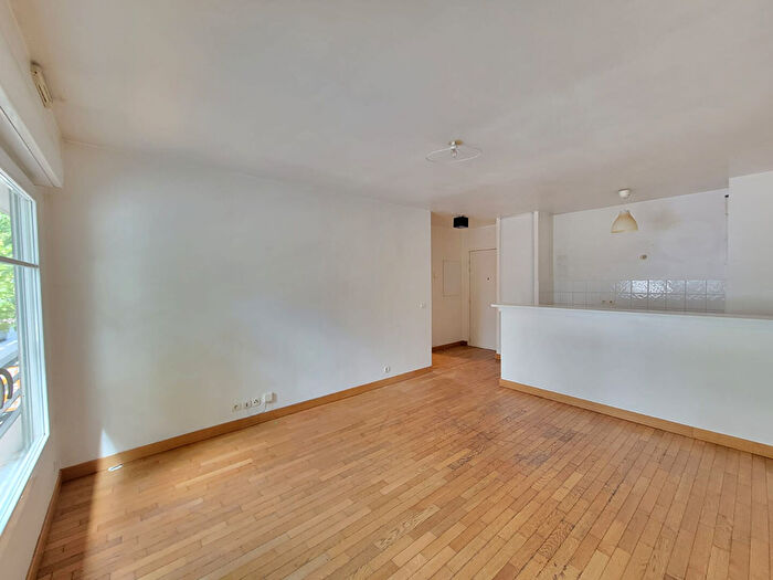 Appartement à vendre - Montrouge, Porte de Châtillon - 3 pièces - 2 chambres