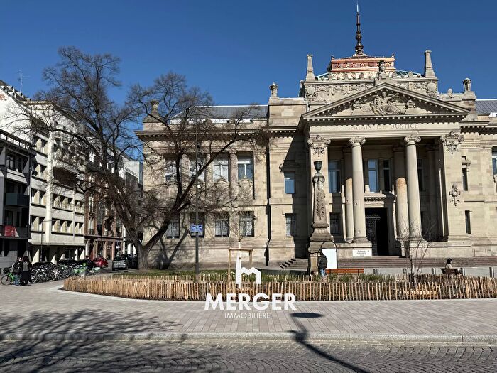 Appartement à vendre - Strasbourg, Tribunal, Les Halles, Poincaré - 8 pièces - 6 chambres
