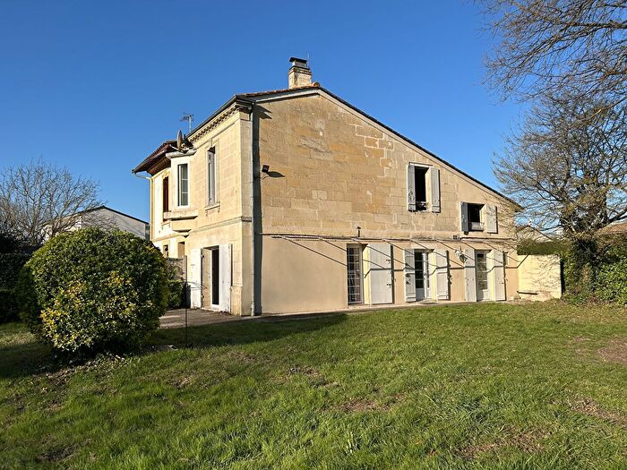 Maison 4 pièces à vendre à Artigues-près-Bordeaux