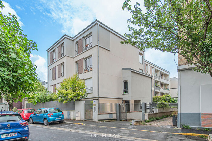 Appartement à vendre - Les Lilas, Bruyères, Chassagnolle - 3 pièces - 2 chambres
