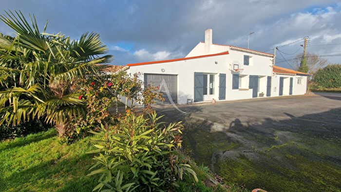 Maison à vendre - Talmont-Saint-Hilaire - 6 pièces - 4 chambres