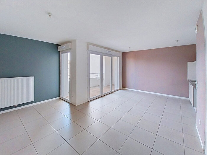 Appartement 3 pièces à Saint-Médard-en-Jalles, Centre-ville, à vendre