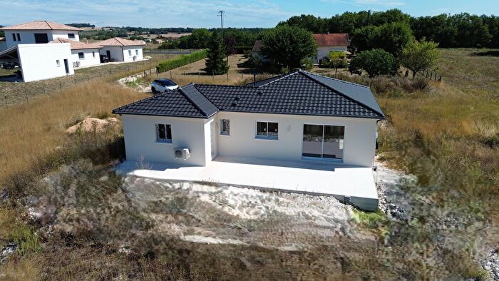 Maison à vendre - Léguillac-de-lAuche - 3 pièces - 2 chambres