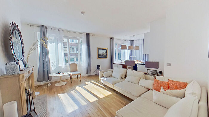 Neuilly-sur-Seine, Saint-James, Madrid : Appartement 3 pièces à louer
