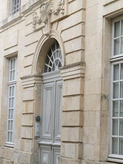 Fontenay-le-Comte, Le Porteau, Rabelais : Appartement 3 pièces à vendre
