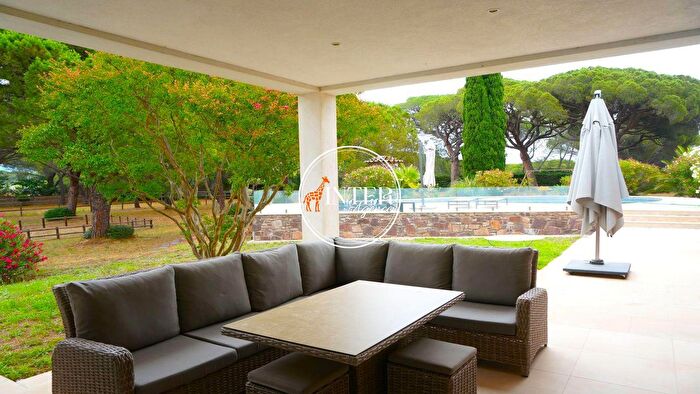 Maison à vendre - Puget-sur-Argens - 8 pièces - 5 chambres