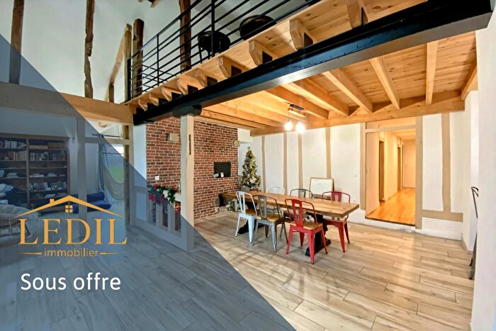 Maison à vendre - Castillon-Debats - 4 pièces - 3 chambres