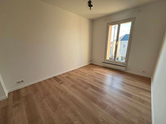 Appartement à louer - Herold, Le Raincy - 2 pièces - 1 chambre