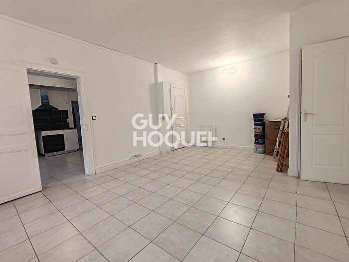 Rochelles, Dreux : Appartement 3 pièces à louer