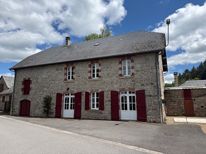 Maison 5 pièces à Maussac, à vendre