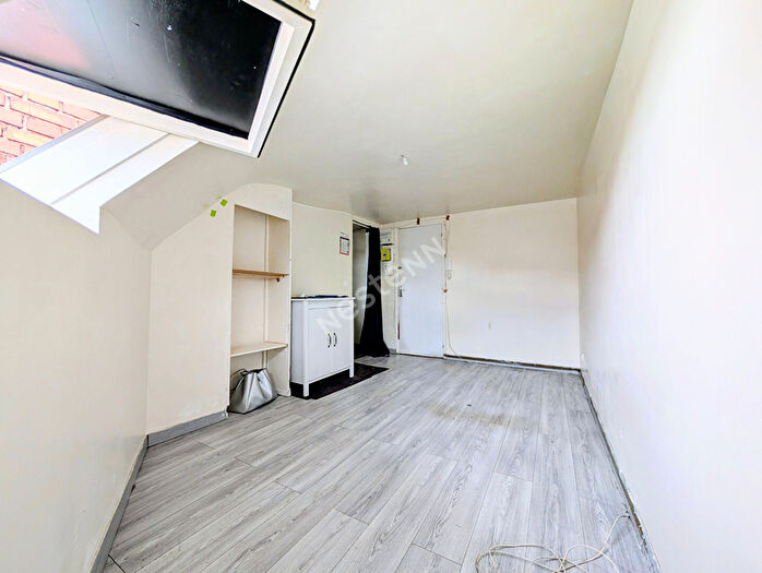 Appartement à vendre - Asnières-sur-Seine, Centre-ville - 1 pièce