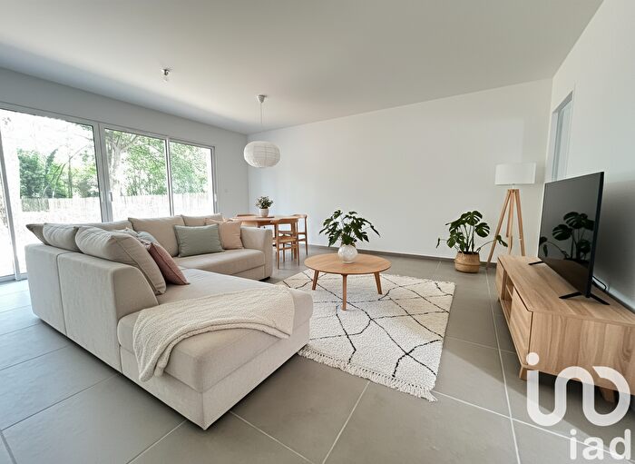 Maison à vendre - Eysines, Le Bourg - 4 pièces - 3 chambres