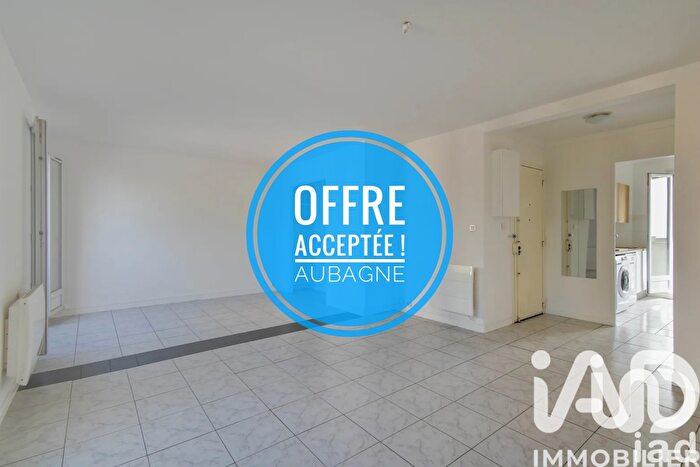 Appartement à vendre - Aubagne, Pin Vert, Ceinture Est - 3 pièces - 2 chambres