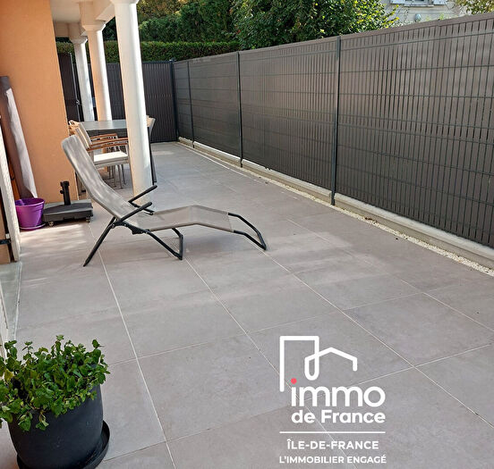 Appartement à vendre - Gournay-sur-Marne - 3 pièces - 2 chambres