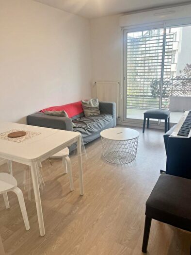 Appartement à louer - Quartiers Nord-Ouest, Saint-Martin - 5 pièces - 3 chambres