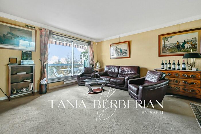 Appartement à vendre - Suresnes, Plateau Ouest - 3 pièces - 2 chambres