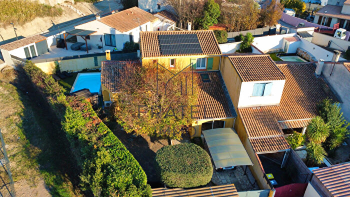 Maison à vendre - Gigean - 5 pièces - 3 chambres