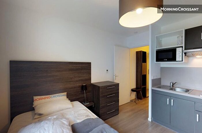 Appartement à louer - Valenciennes, Saint-Michel, Tertiales, Le Roleur - 1 pièce