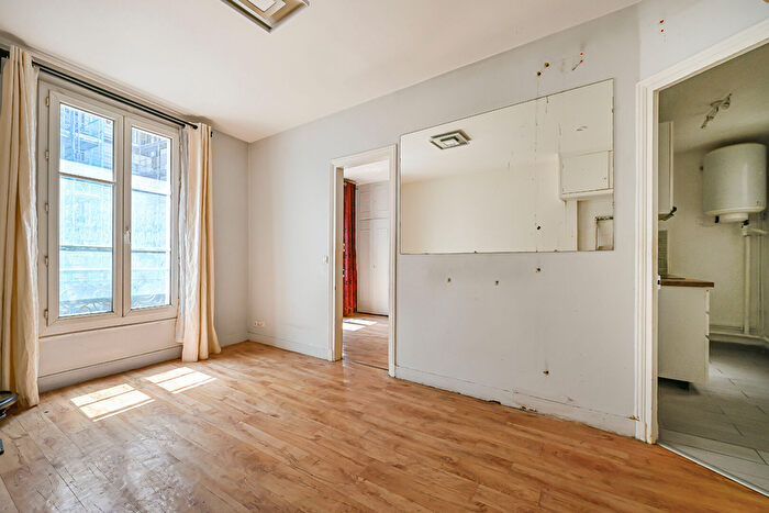 Appartement à vendre - Paris e , La Chapelle, Marx Dormoy - 2 pièces - 1 chambre