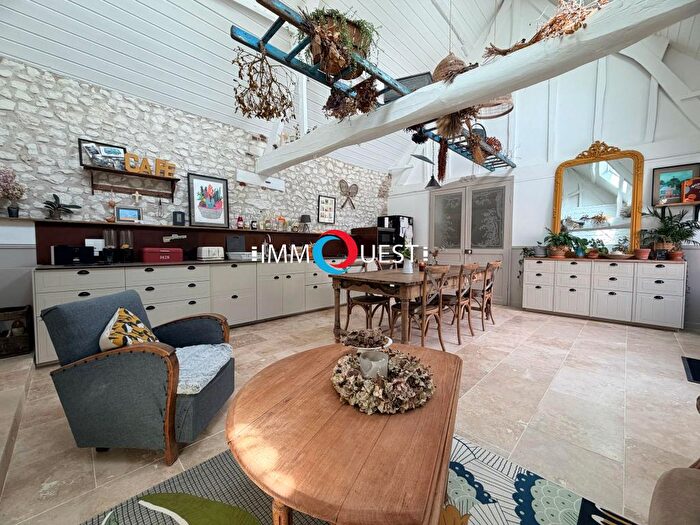 Maison 12 pièces à vendre à Desvres