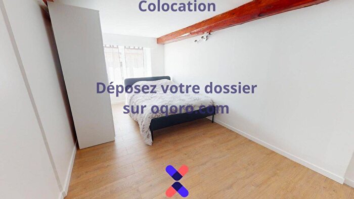 Appartement à louer - Tarentaize-Beaubrun-Severine, Saint-Étienne - 5 pièces - 4 chambres
