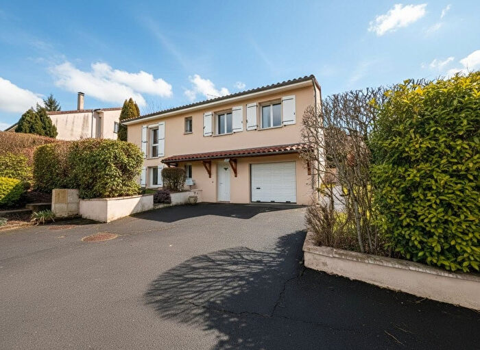 Maison à vendre - Aurillac, Saint-Géraud, Pavatou, Visitation, Nord - 6 pièces - 4 chambres