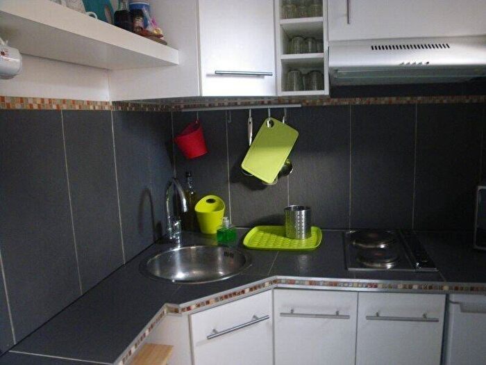 Appartement à louer - La Couronne - 2 pièces - 2 chambres