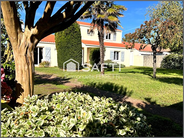 Maison 6 pièces à vendre à Angles