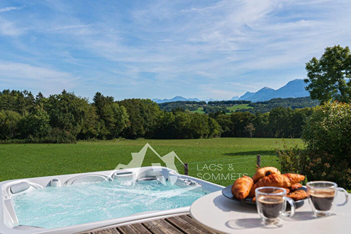 Maison à vendre - Cuvat - 9 pièces - 5 chambres