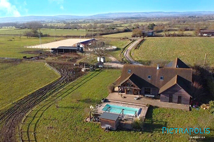 Maison à vendre - Sennecey-le-Grand - 7 pièces - 5 chambres