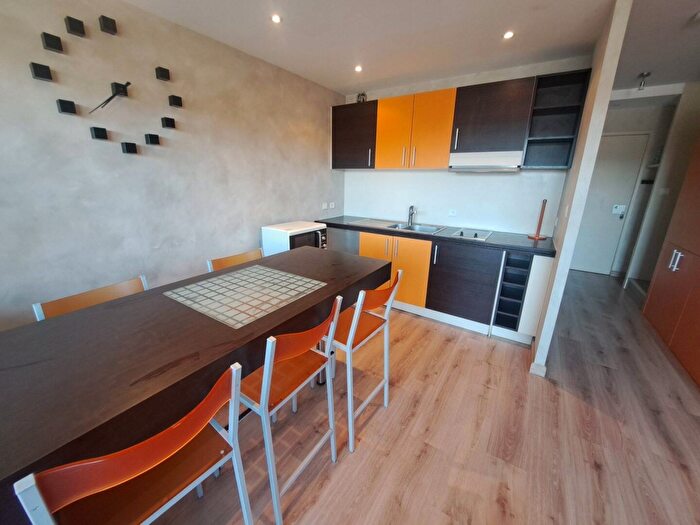 Appartement à louer - Bonnabaud, Clermont-Ferrand - 1 pièce - 1 chambre