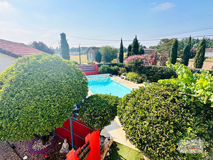 Pineuilh : Maison 9 pièces à vendre