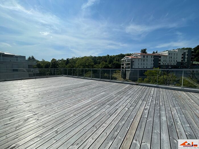 Maisons à vendre et appartements à louer - 1