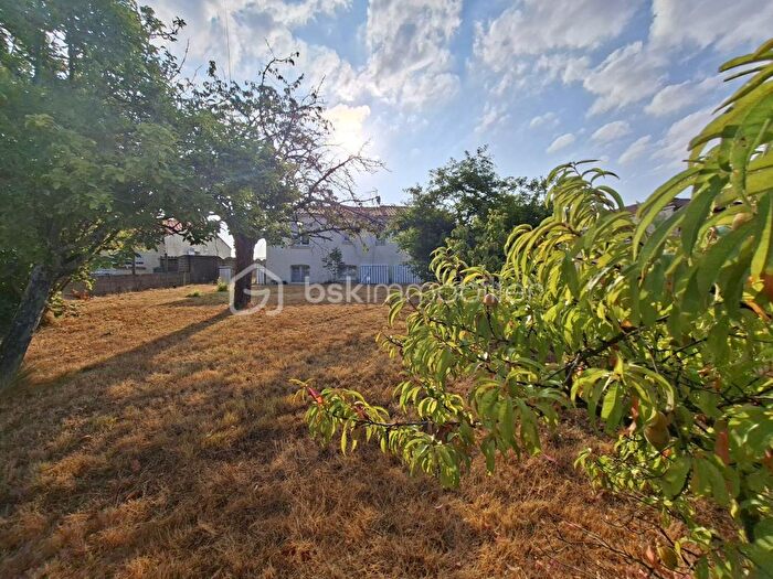 Maison 4 pièces à Saint-Mathurin, à vendre