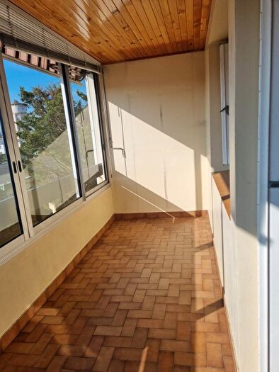 Appartement 4 pièces à vendre à Décines-Charpieu, Centre-ville
