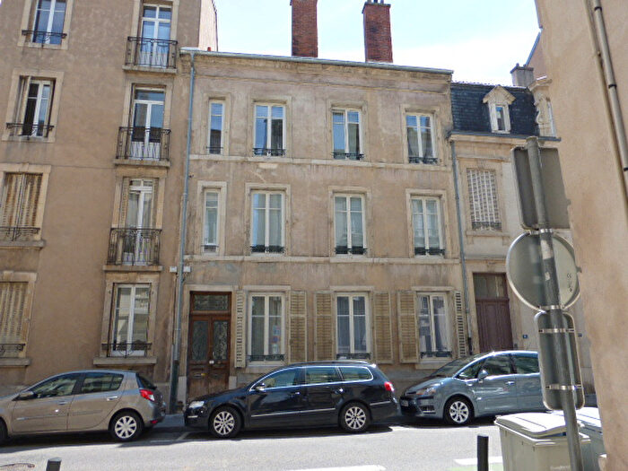 Appartement 4 pièces à Nancy, Poincaré, Foch, Anatole France, Croix de Bourgogne, à louer