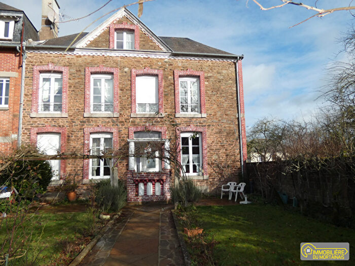 Maison 6 pièces à Saint-Hilaire-du-Harcouët, à vendre