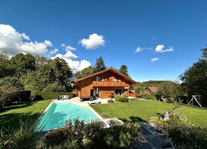 Maison à vendre - Farges - 8 pièces - 5 chambres