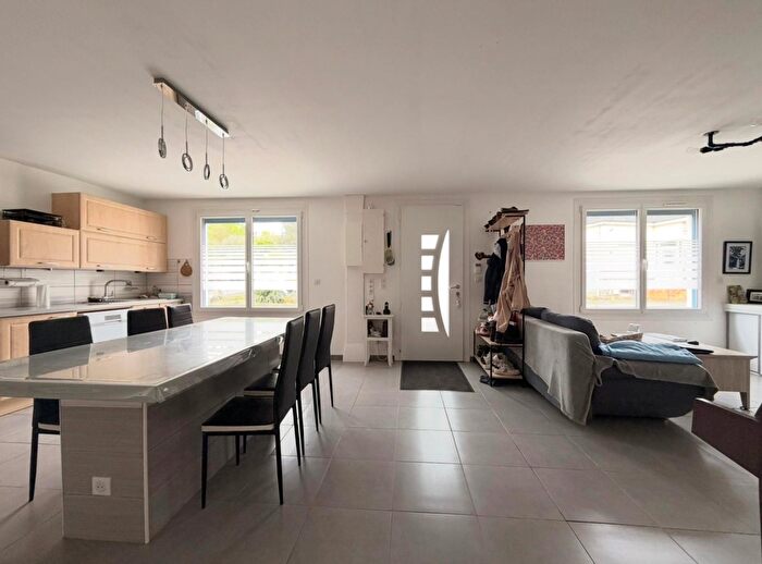 Maison à vendre - Bignan - 4 pièces - 3 chambres