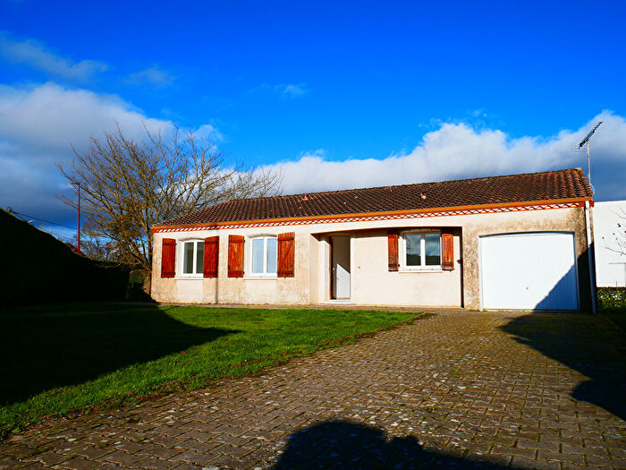 Maison à vendre - Saint-Sulpice-la-Pointe - 5 pièces - 4 chambres