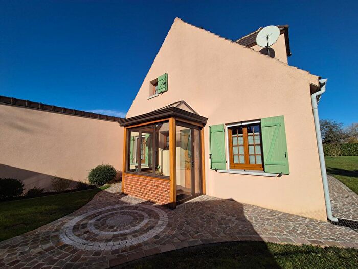 Maison à vendre - Jouy-le-Châtel - 4 pièces - 3 chambres