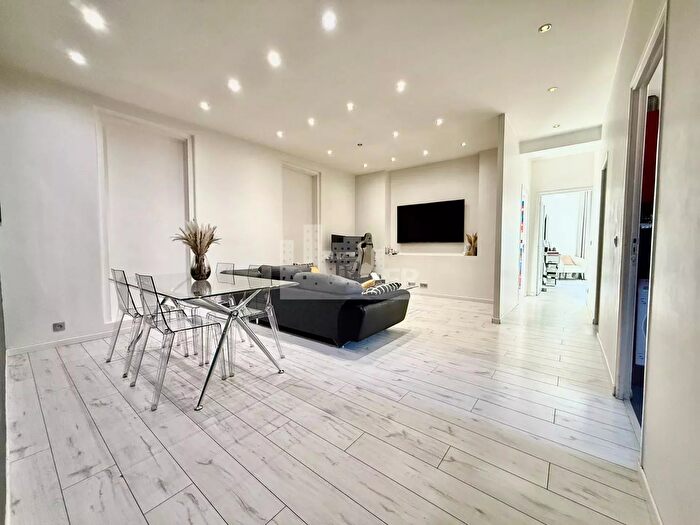 Appartement à vendre - Nice, Madeleine - 3 pièces