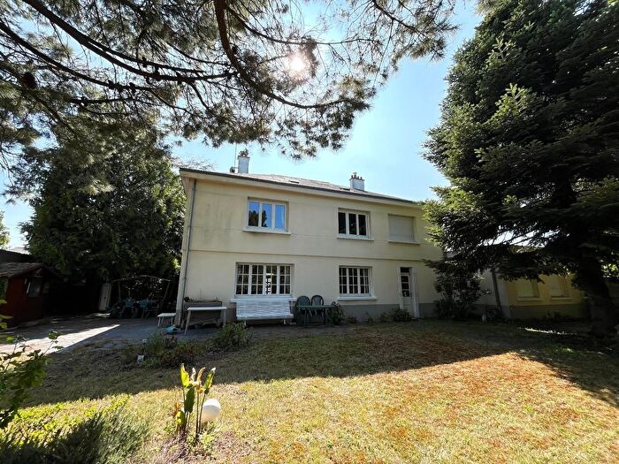 Les Ponts-de-Cé - Maison 8 pièces à vendre
