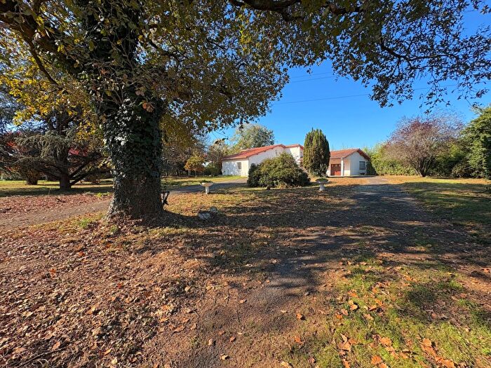 Maison à vendre - Aire-sur-lAdour - 4 pièces - 3 chambres