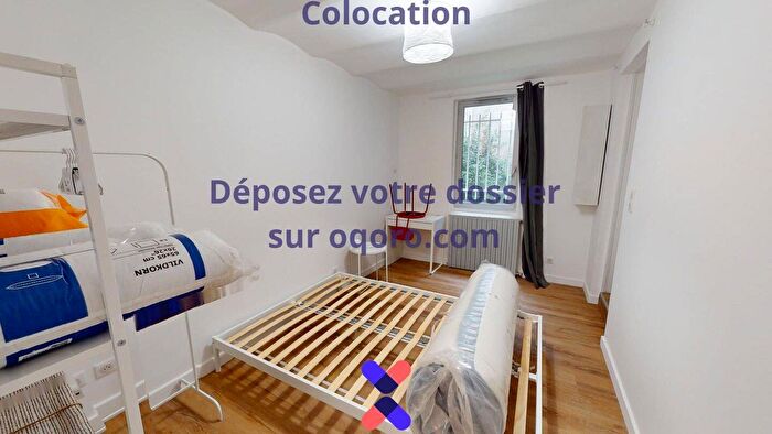 Appartement à louer - Lecoq, Clermont-Ferrand - 6 pièces - 5 chambres