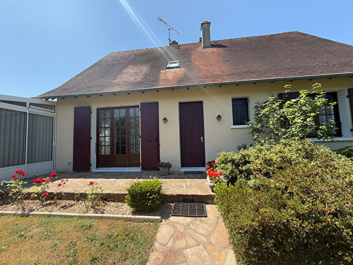 Maison à vendre - Saint-Yrieix-la-Perche - 4 pièces - 3 chambres