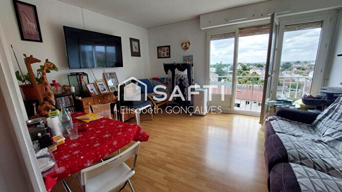 Appartement à vendre - La Chapelle-Saint-Mesmin - 3 pièces - 2 chambres