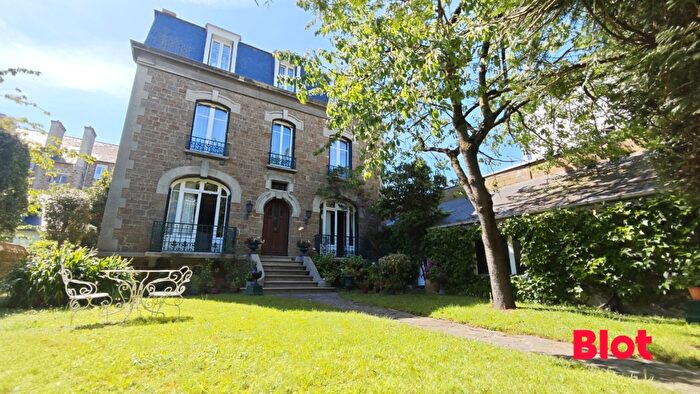 Maison 10 pièces à Saint-Malo, La Gare, Marville, à vendre
